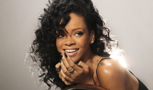 Rihanna announces world tour